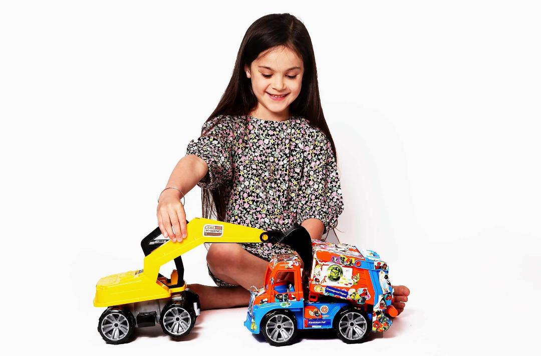 India Raqui-W : DK Models & Casting