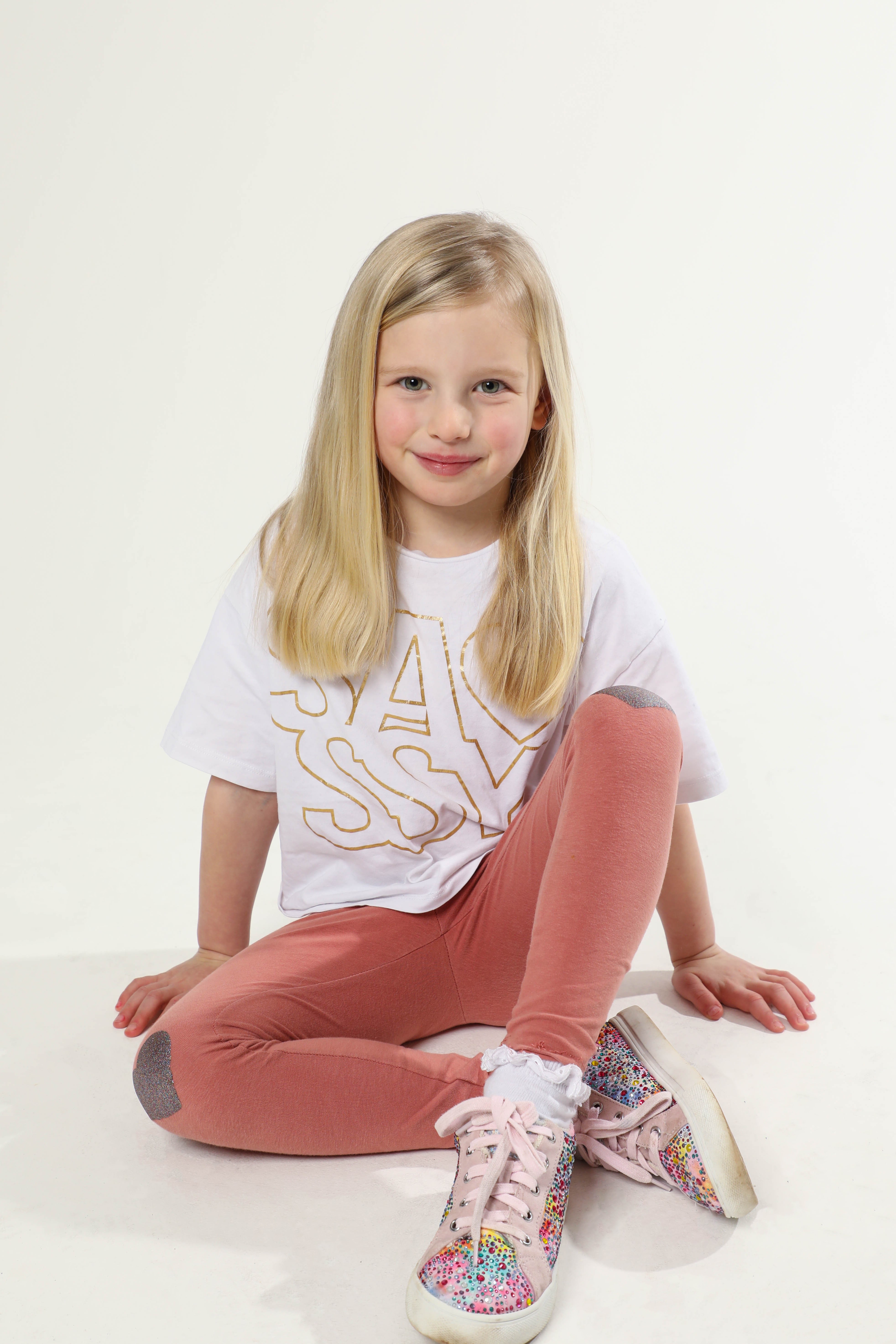 Edith W : DK Models & Casting