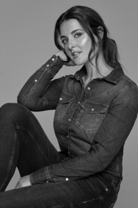 Leanne M : DK Models & Casting